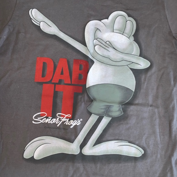 Senor Frogs | Shirts & Tops | Senor Frogs Nwt Tshirt Dab It Large ...
